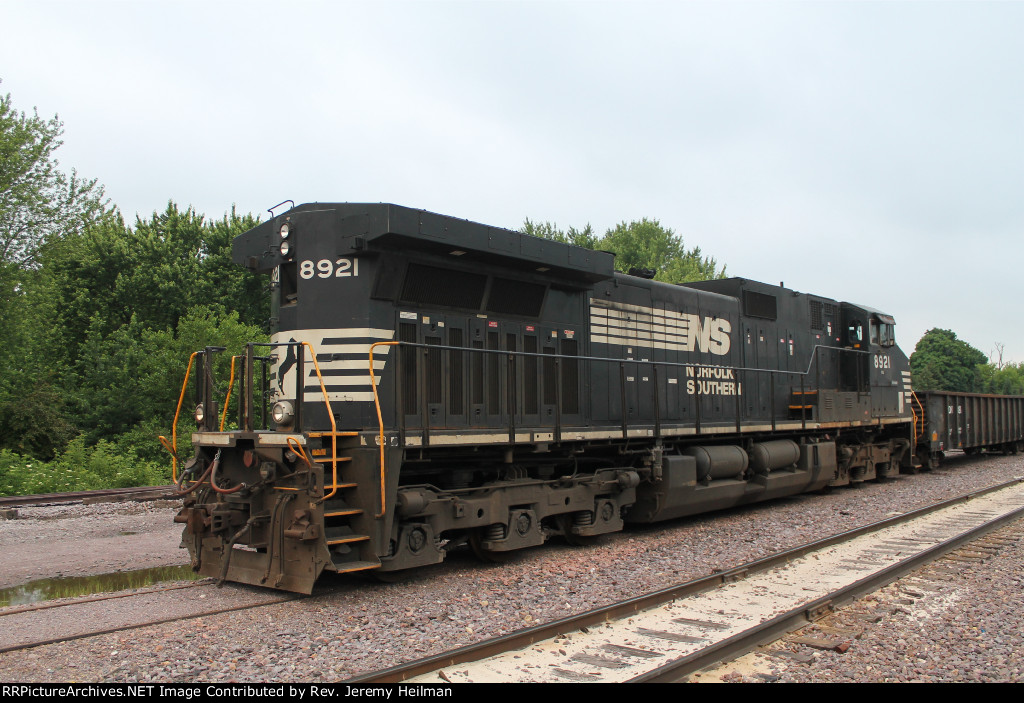 NS 8921 (7)